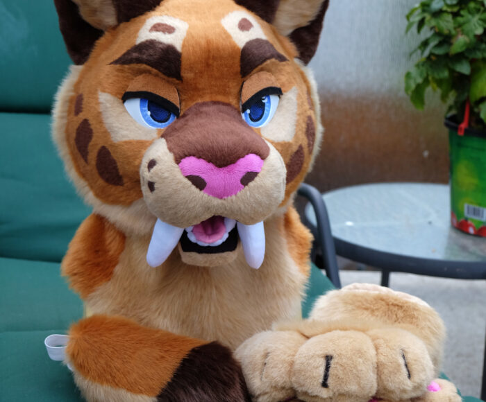 Little Fangs Fursuits | Home